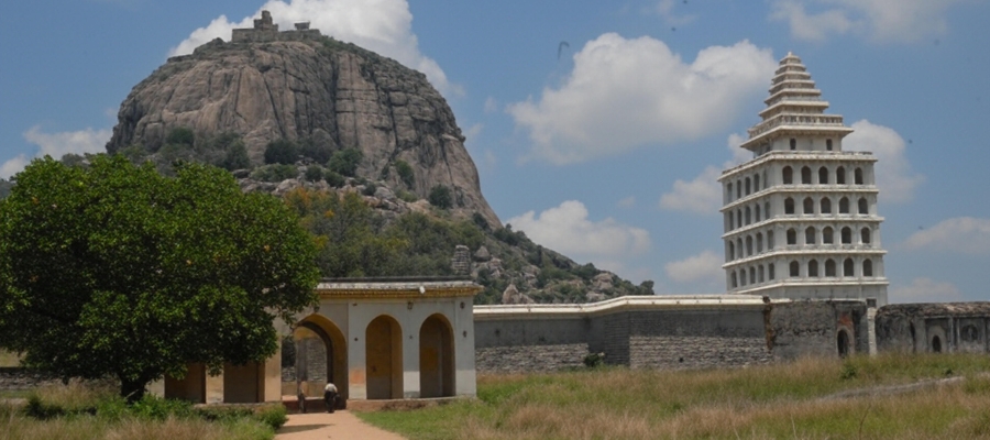 Gingee Fort the Maratha Military Landscapes of India | Timeless ...